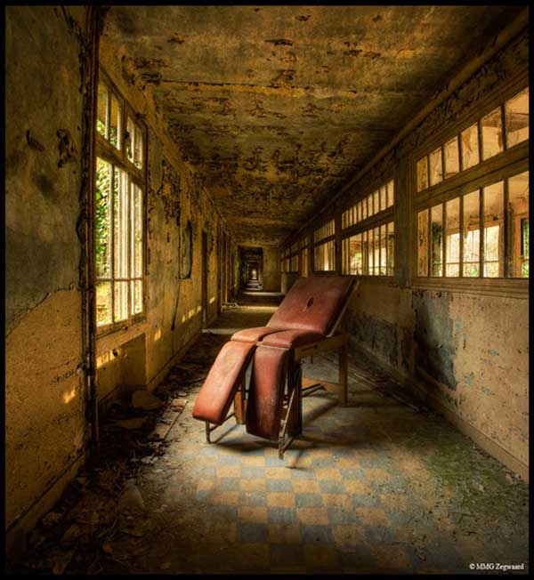 30 Fabulous Examples of Urban Decay Photography