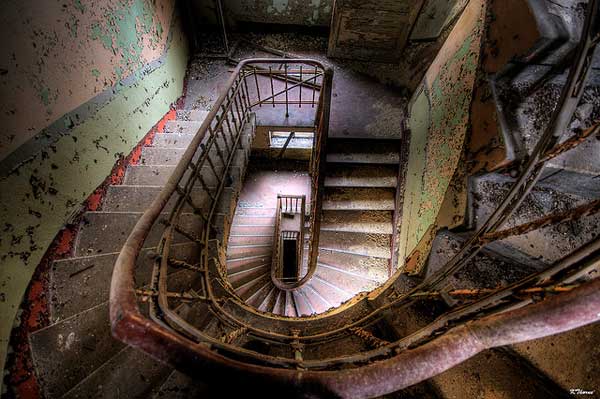 30 Fabulous Examples of Urban Decay Photography