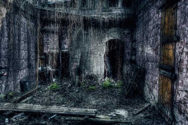 30 Fabulous Examples of Urban Decay Photography