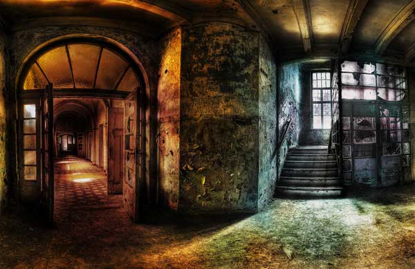 30 Fabulous Examples of Urban Decay Photography
