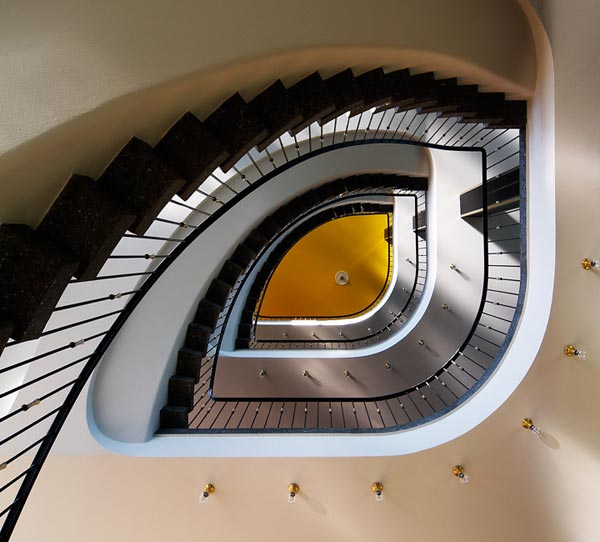 30 Impressive Examples of Architecture Photography