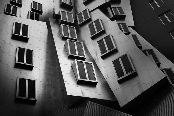 30 Impressive Examples of Architecture Photography